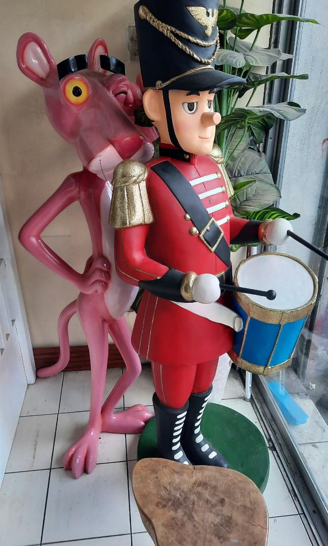 Pink Panther Statue and Dummer Boy Lifesize, Hobbies & Toys, Toys ...