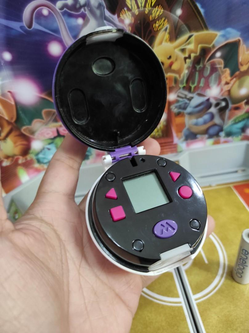Pokemon Master ball Takara Tomy bat. Op, Hobbies & Toys, Toys & Games ...