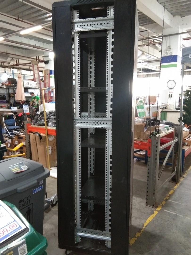server rack, Furniture & Home Living, Office Furniture & Fixtures on ...