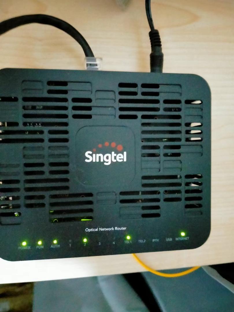 Singtel broadband plan 1G Fibre, ownership transfer, original price $50 ...
