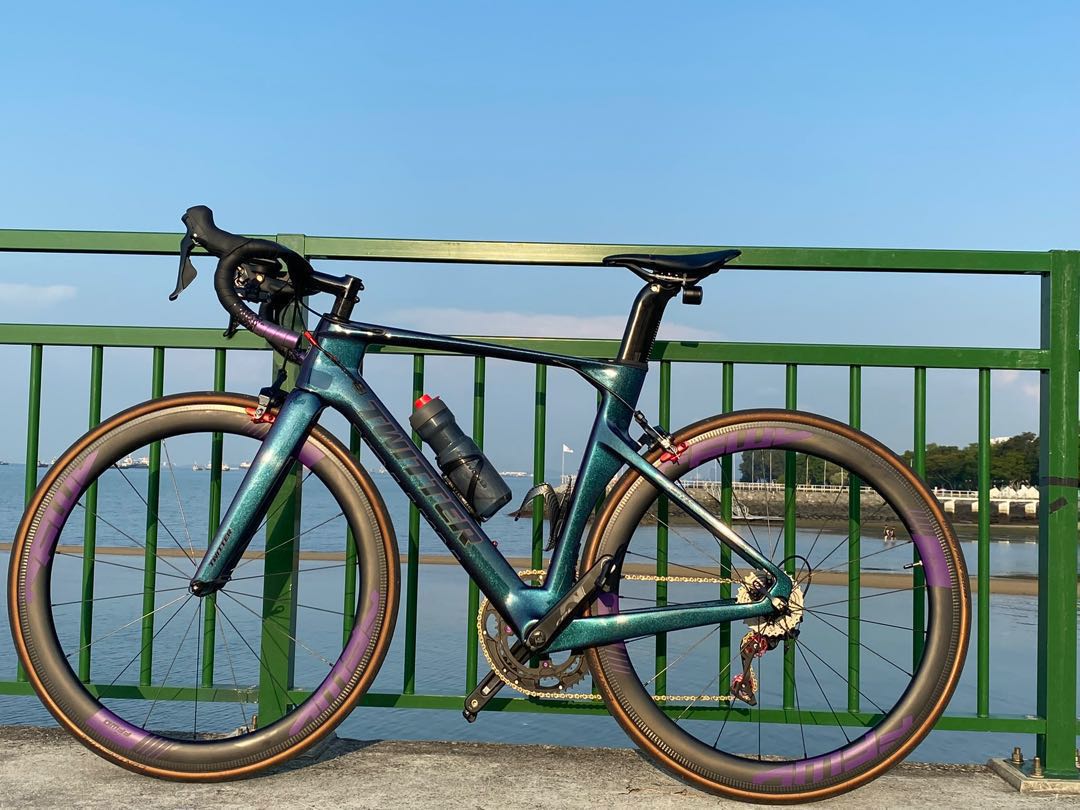 Twitter R10 Full Carbon Road Bike - Chameleon Colourway, Sports ...