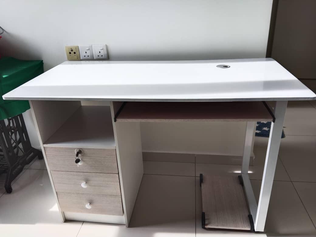 Used Computer Table, Furniture & Home Living, Furniture, Tables & Sets ...