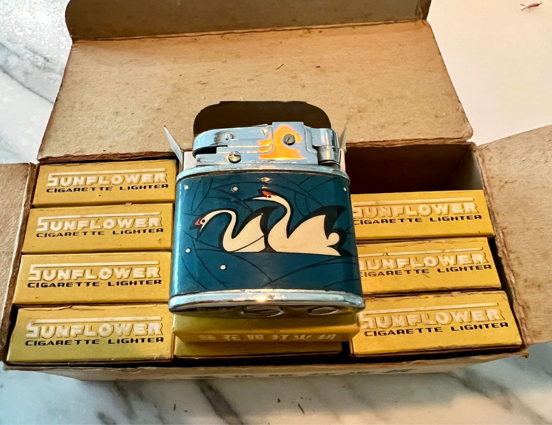 Vintage lighters 1950s + Box, Hobbies & Toys, Memorabilia ...