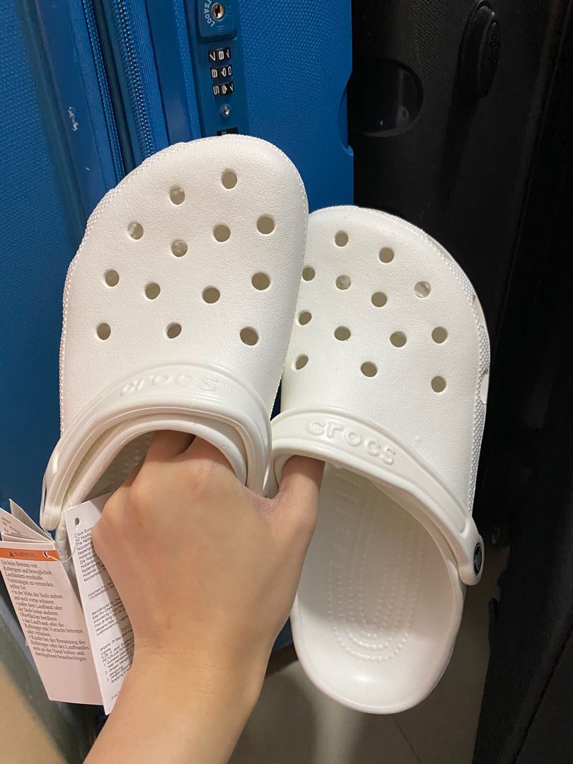 White Crocs, Men's Fashion, Footwear, Flipflops and Slides on Carousell