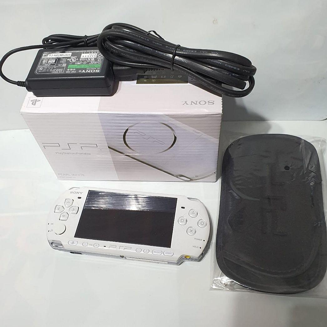 WHITE PSP 3000 FOR SALE, Video Gaming, Video Game Consoles, PlayStation ...