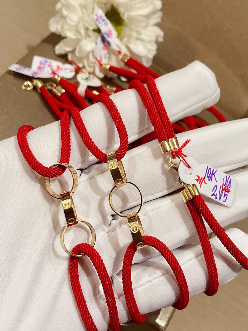 18K cartier with red string, Women's Fashion, Jewelry & Organizers ...