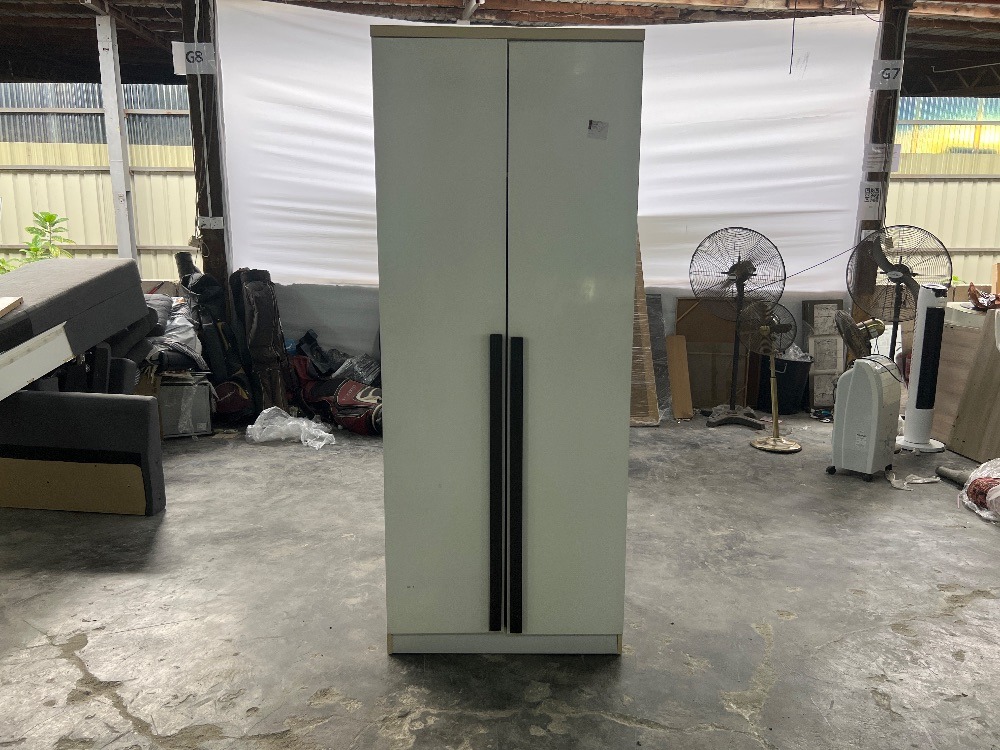 2 Doors Wardrobe White coloured / Almari 2 Pintu Berwarna putih ...
