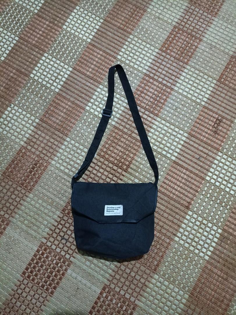Beg silang, Men's Fashion, Bags, Sling Bags on Carousell