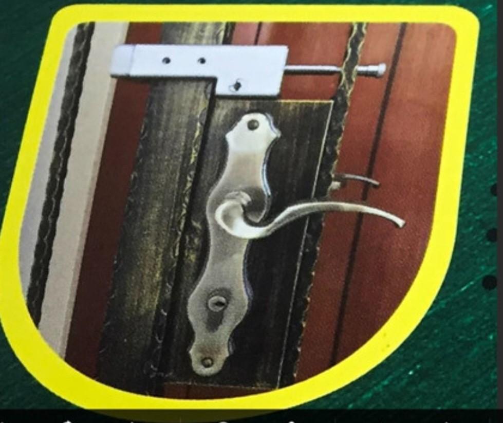 Castle HDB Gate Lock, Furniture & Home Living, Security & Locks, Locks ...