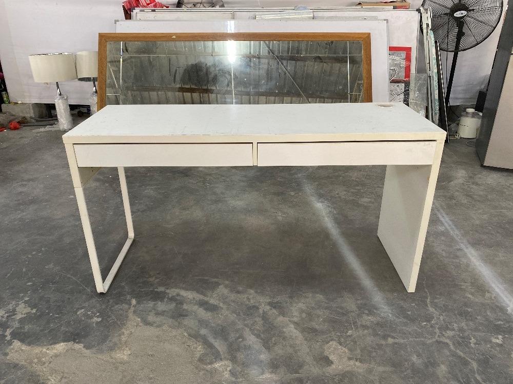 Desk with 2 Drawers White Stained Colour / Meja dengan 2 Laci Warna ...