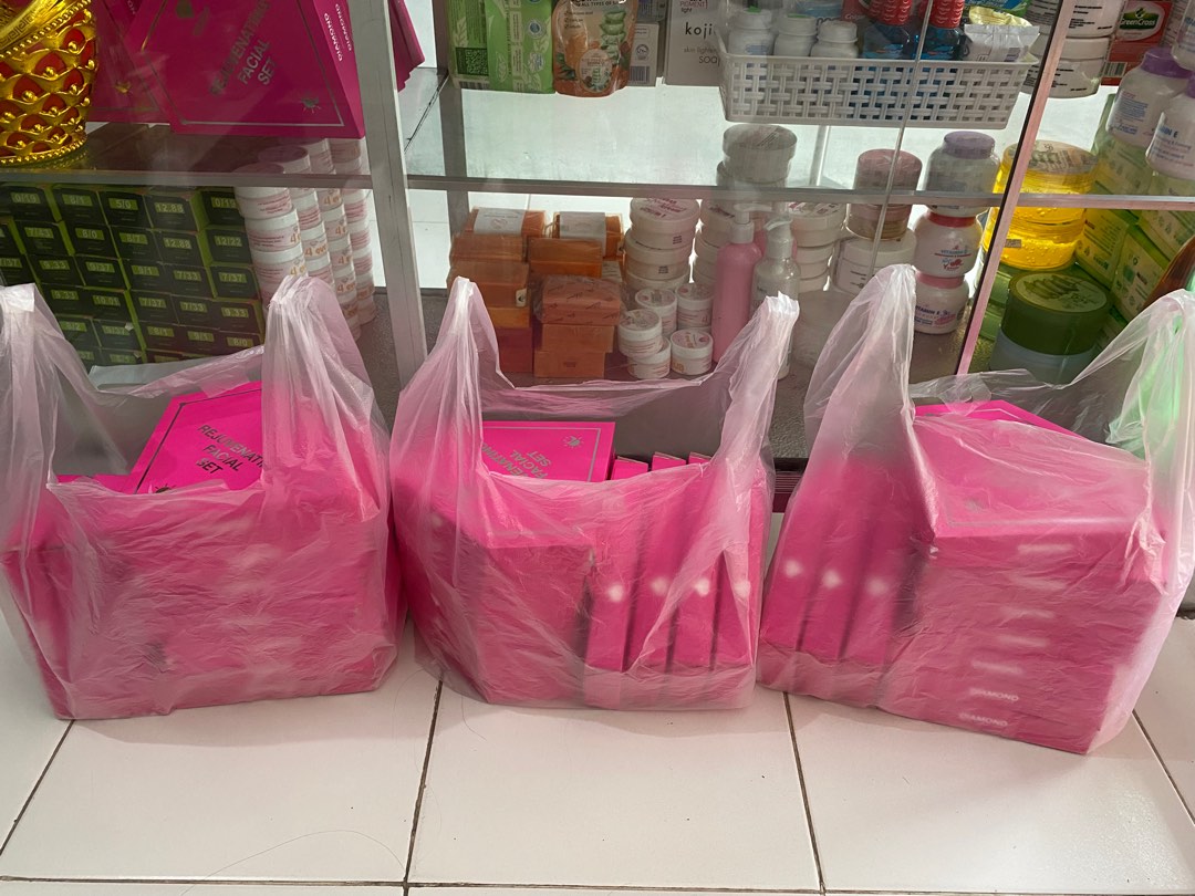 Diamond Skin Essential rejuvenating set, Beauty & Personal Care, Face ...