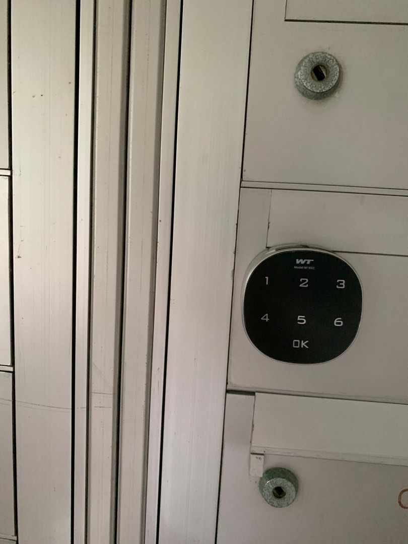 Digital lock for HDB/Condo letterbox anticlockwise to unlock, Furniture ...