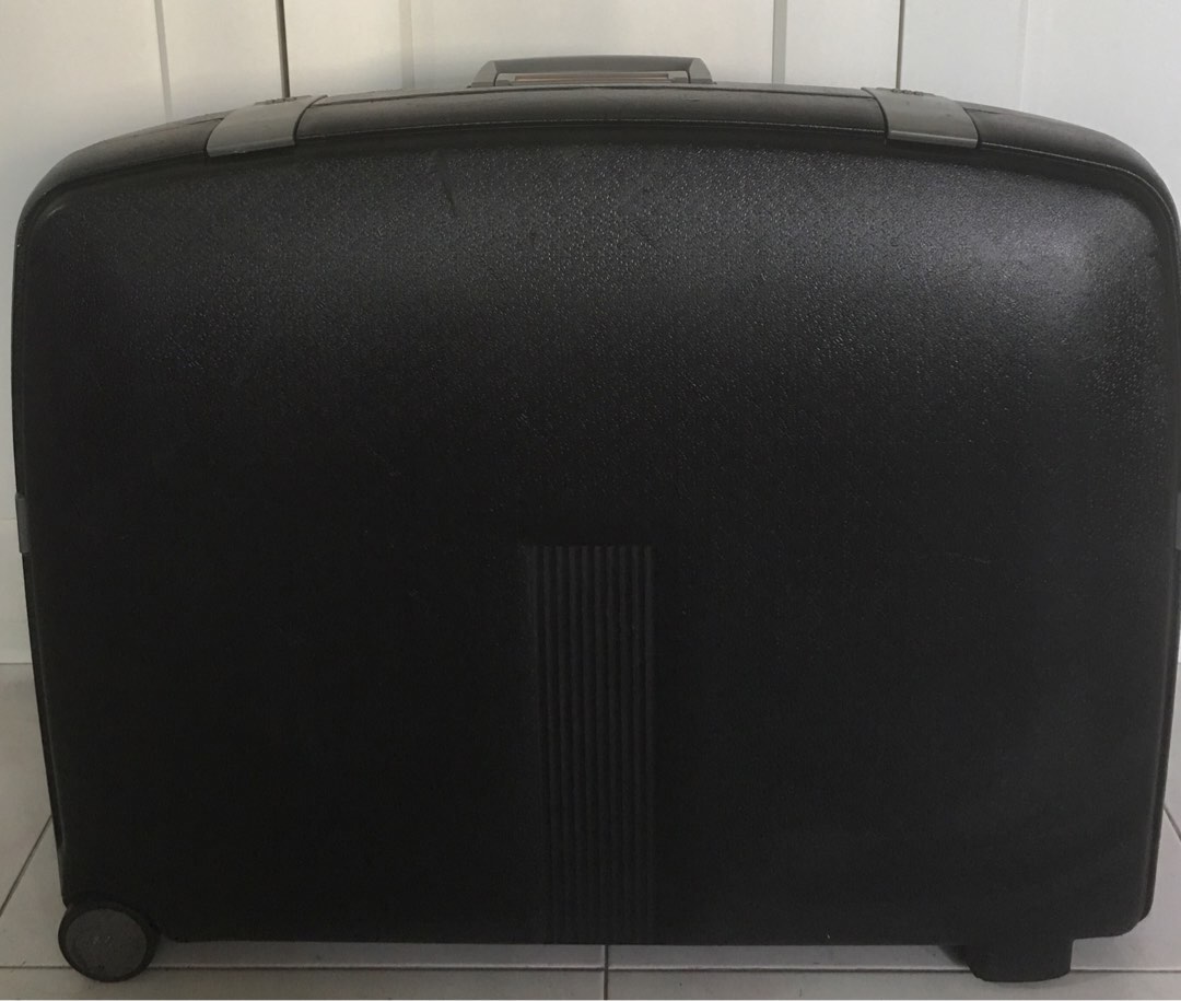 Echolac Luggage 36" inches Hard Case Black, Hobbies & Toys, Travel ...