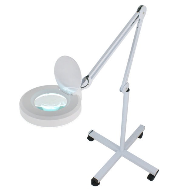 Facial Magnifying Lamp, Beauty & Personal Care, Face, Face Care on ...