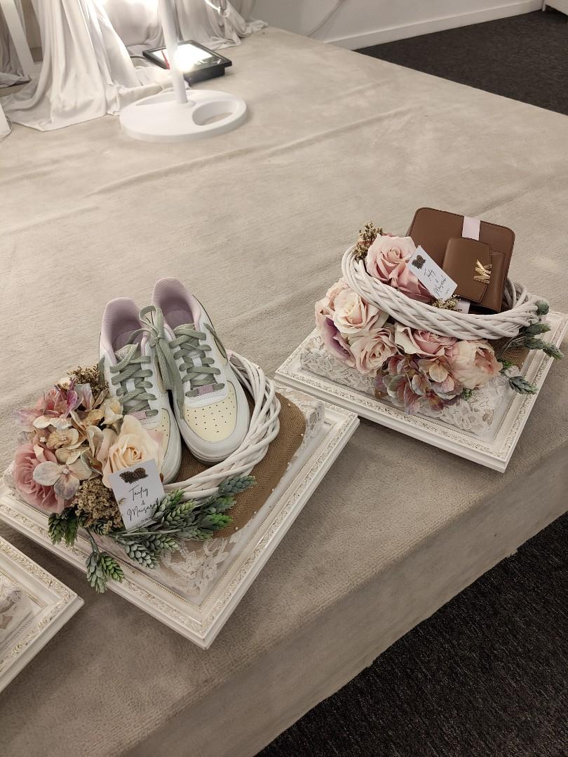 Gubahan hantaran. Dulang hantaran. Wedding tray. Bunga rampai. Bunga ...