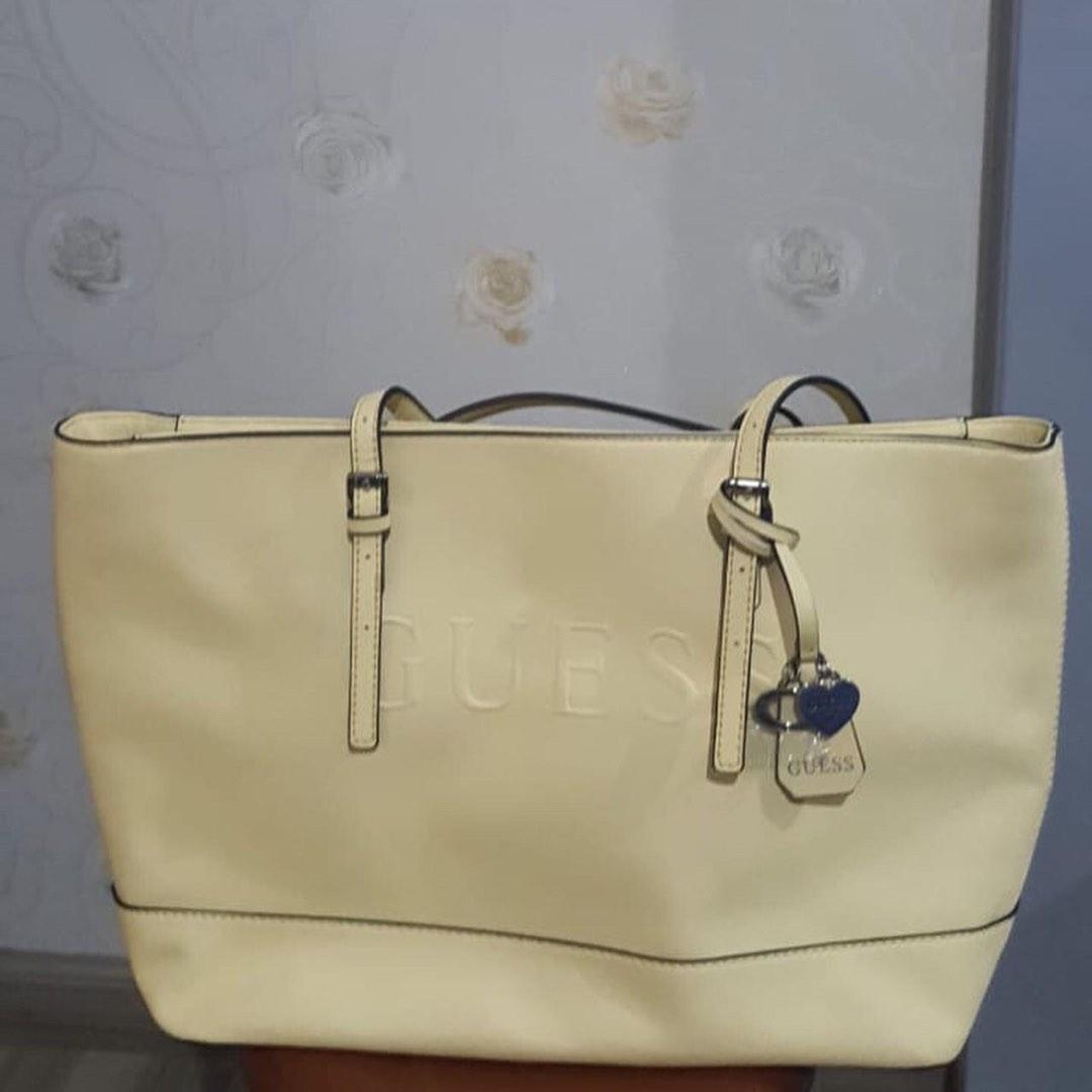GUESS ORIGINAL COUNTER, Fesyen Wanita, Tas & Dompet di Carousell