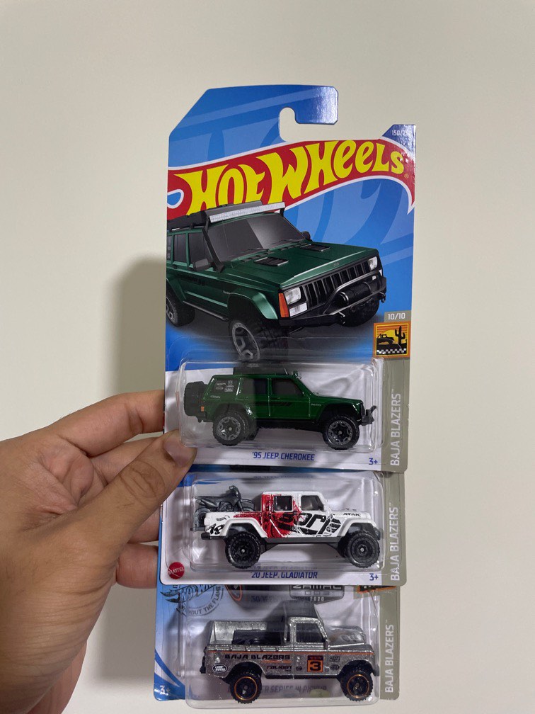 Hotwheels Jeep set, Hobbies & Toys, Toys & Games on Carousell
