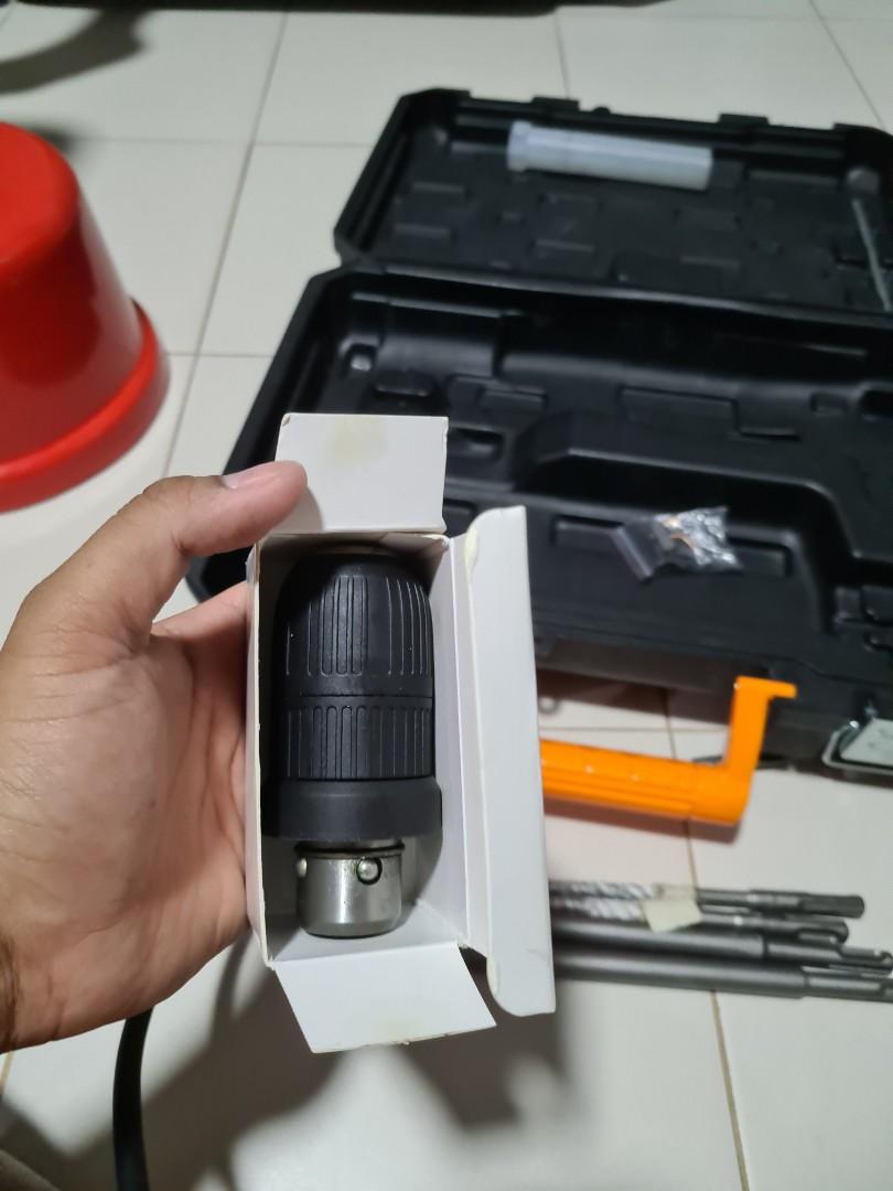 INGCO 800W ROTARY HAMMER DRILL RGH9028-2, Furniture & Home Living, Home ...