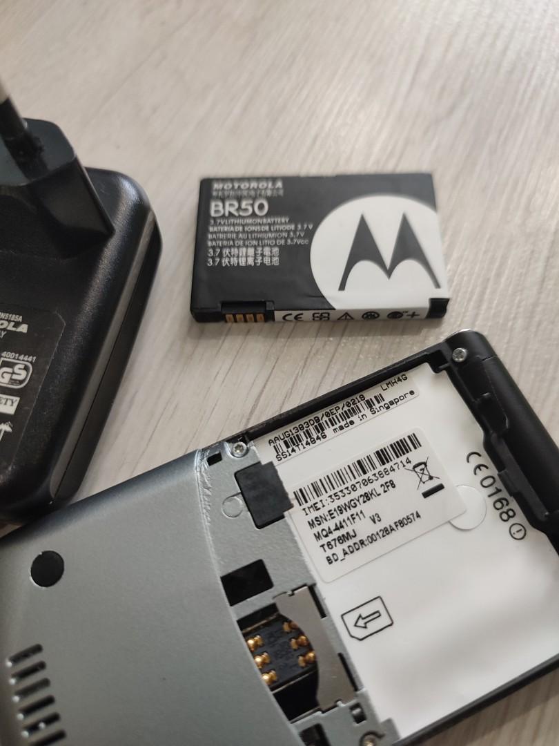 Motorola V3 Classic Vintage Clamshell Fliphone Handphone, Mobile Phones ...