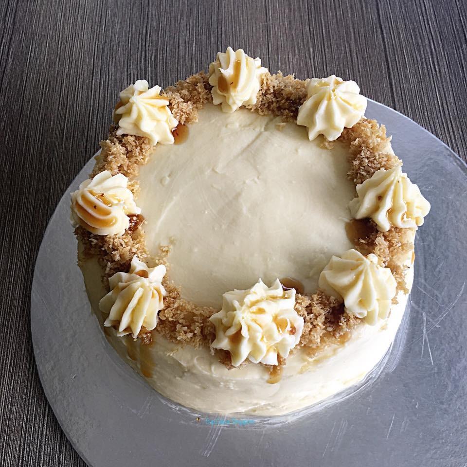 Odeh odeh gula melaka coconut cupcake and local Singaporean cake, Food & Drinks, Homemade Bakes ...