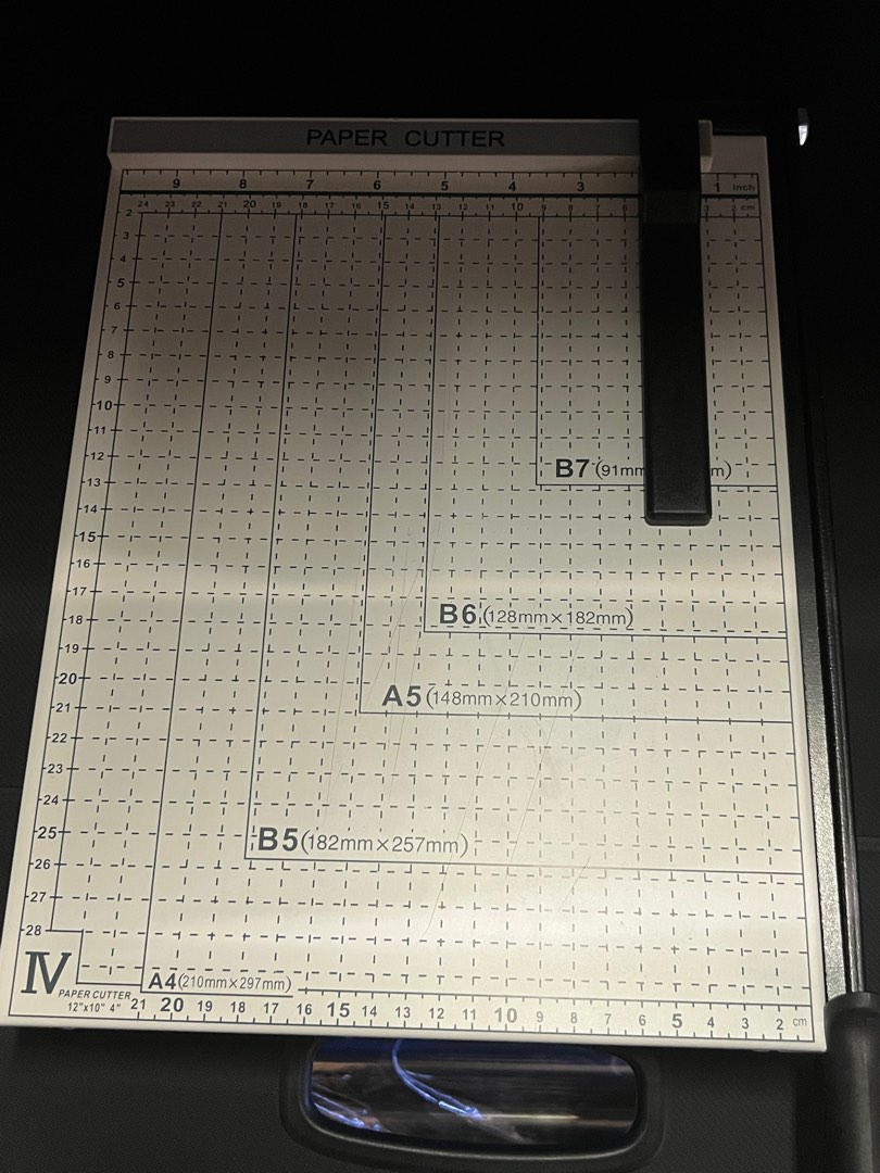 Paper cutter, Hobbies & Toys, Stationery & Craft, Craft Supplies ...