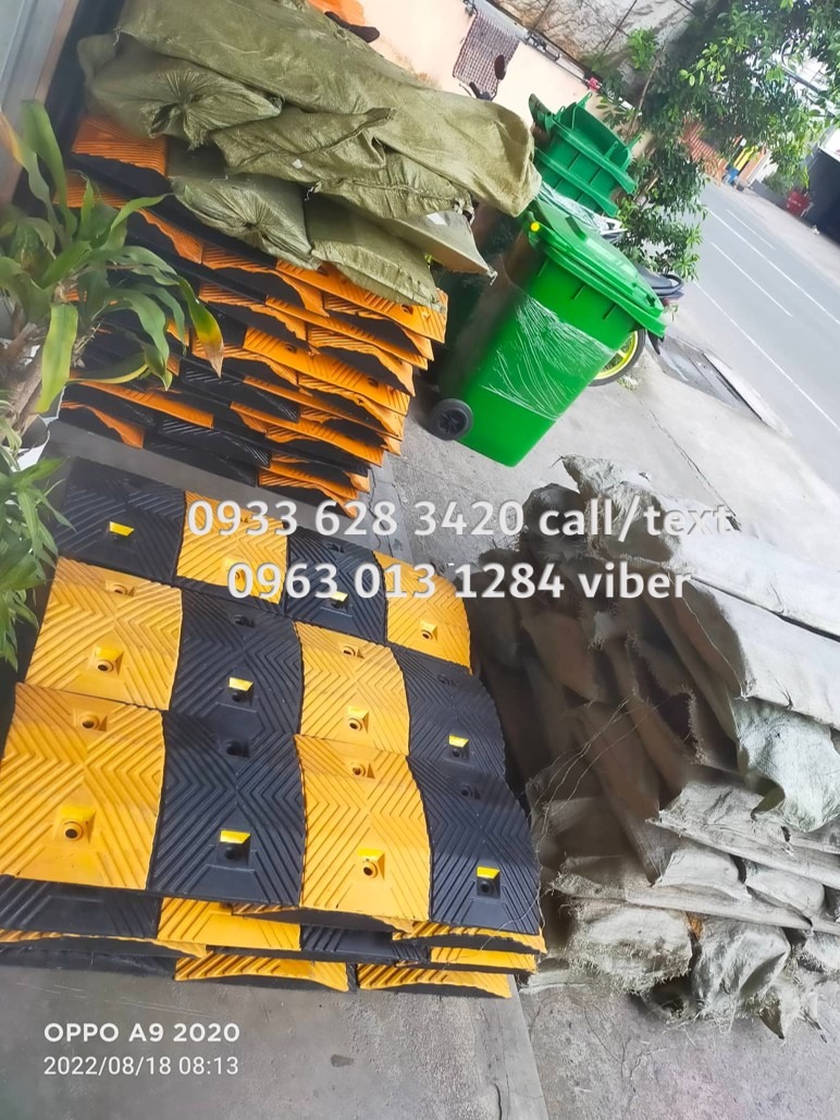 Rubber Humps Rubber Speed humps, Commercial & Industrial, Construction ...