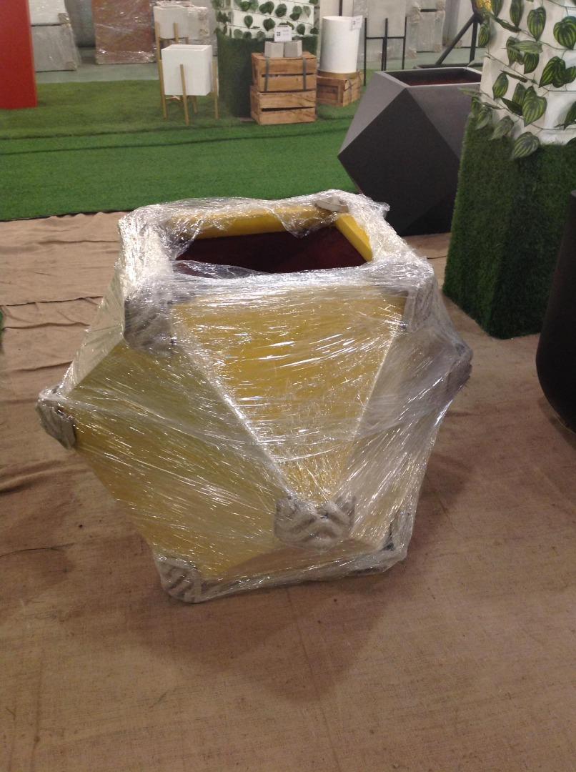 SAMANTHA Glass Fiber Reinforced Concrete (GFRC) Planters Plant box Pots ...