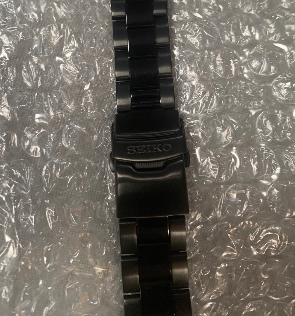 Seiko skx diver 22mm bracelet black, Men's Fashion, Watches ...