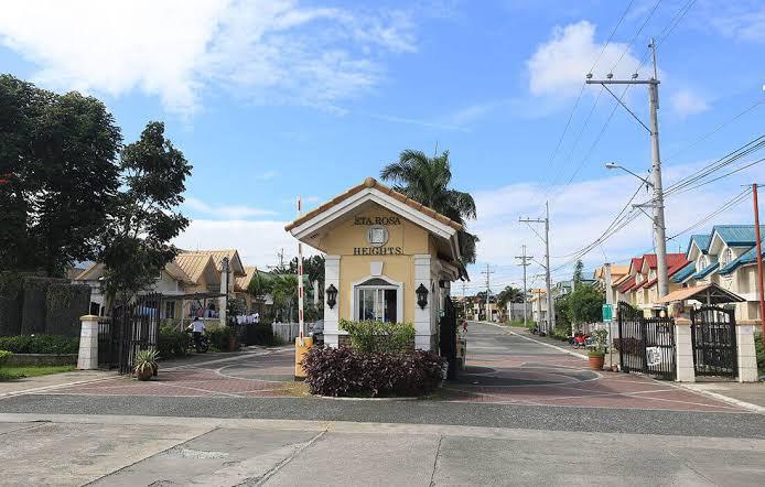 Sta rosa heights subdivision Silang, Cavite, Property, For Sale, House ...