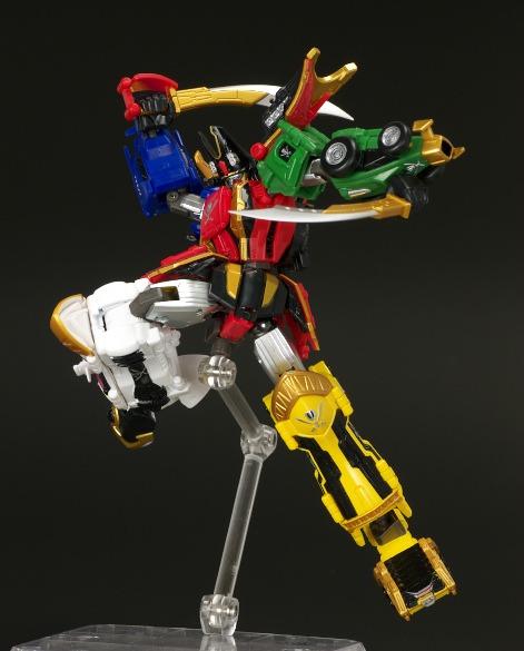 Super Robot Chogokin - Kaizoku Sentai Gokaiger GokaiOh, Hobbies & Toys ...