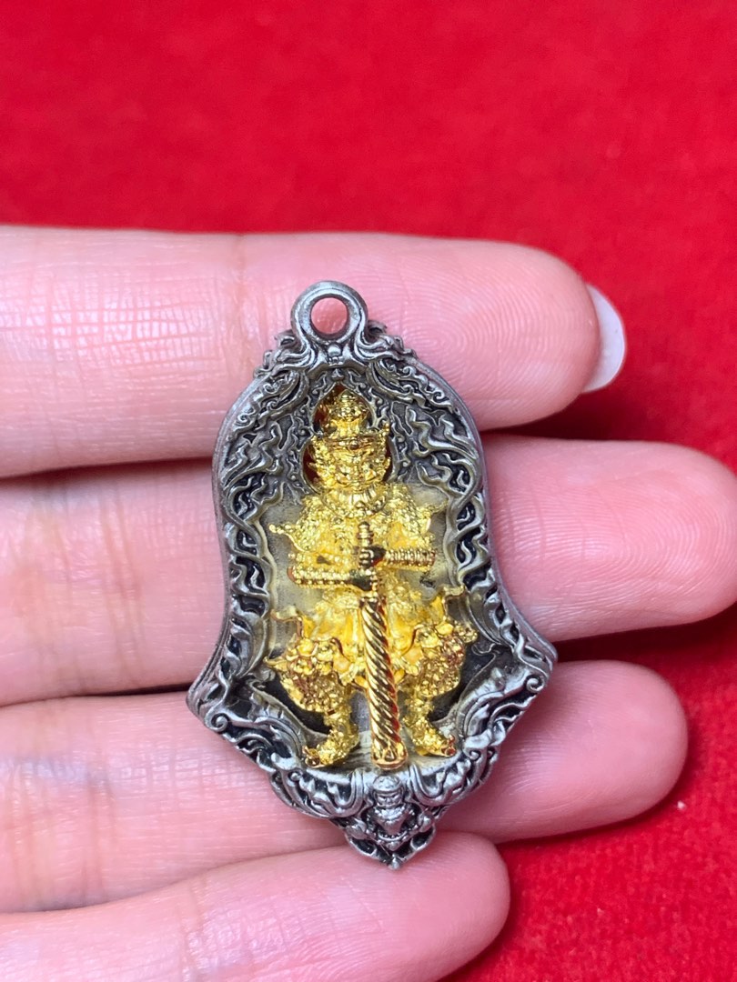 Thai Amulets @ Lp Sri Thep Udorn 2 Face Thaowesuwan (Satin), Hobbies ...