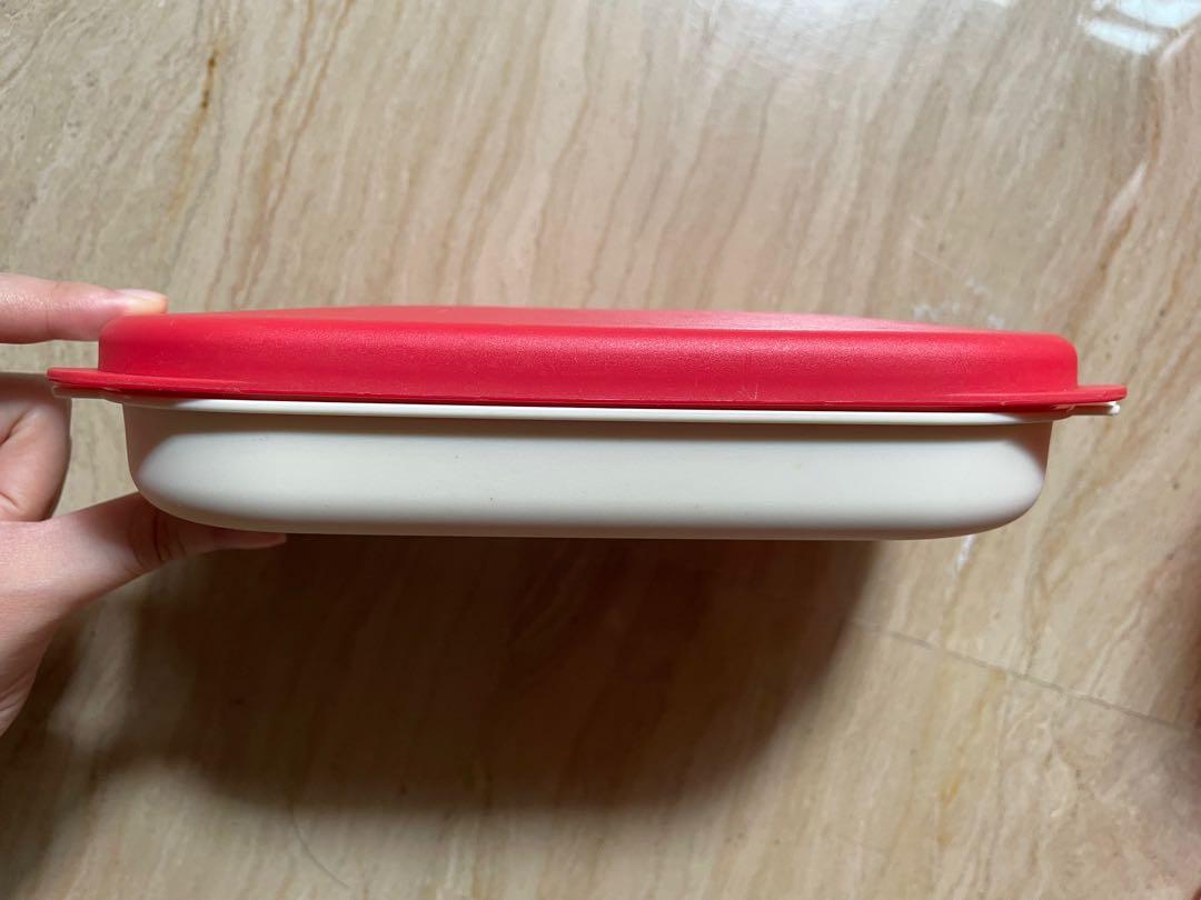 Tupperware slim lunch box, Furniture & Home Living, Kitchenware ...