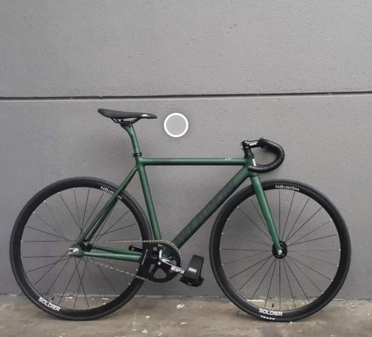 Complete WEAPON Fixie, Sports Equipment, Bicycles & Parts, Bicycles on ...