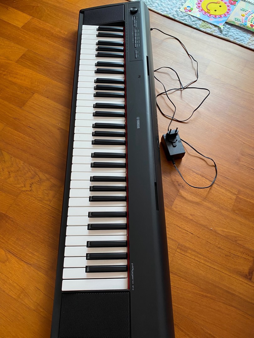 Yamaha piaggero NP-12 keyboard, Hobbies & Toys, Music & Media, Musical ...