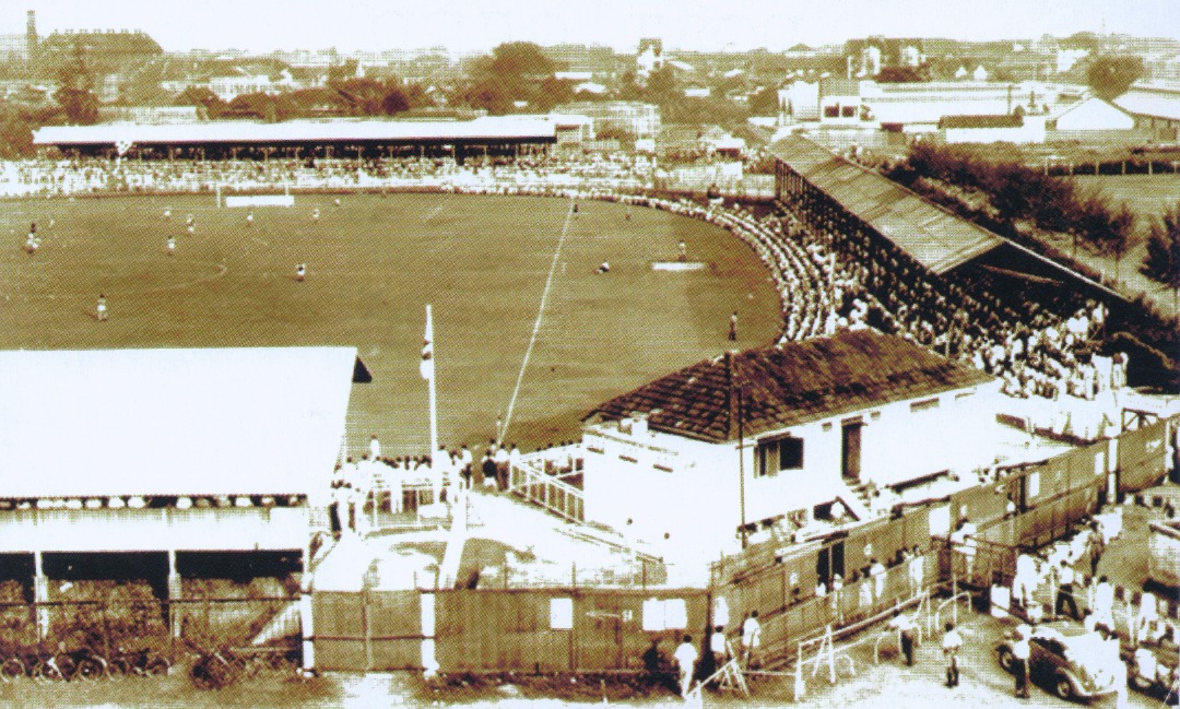 1950s Jln Besar Stadium at Tyrwhitt Road, close to Jalan Besar. S'pore ...