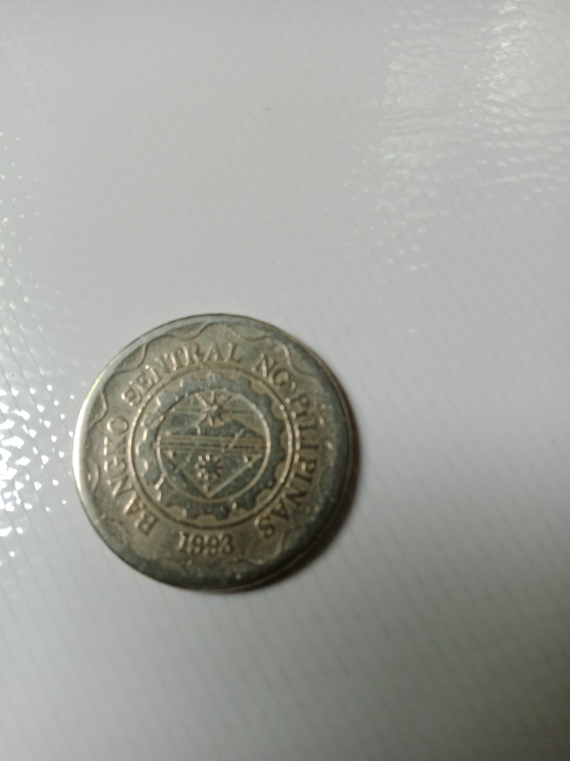 5 Piso BSP coin Error : NO SCRIPT OBVERSE, Hobbies & Toys, Memorabilia ...