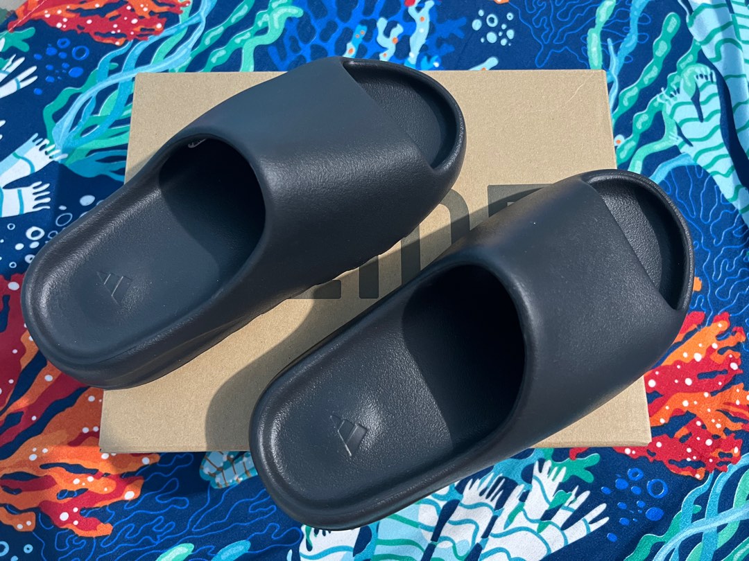 Adidas Yeezy Slide "Onyx", Men's Fashion, Footwear, Slippers & Slides ...