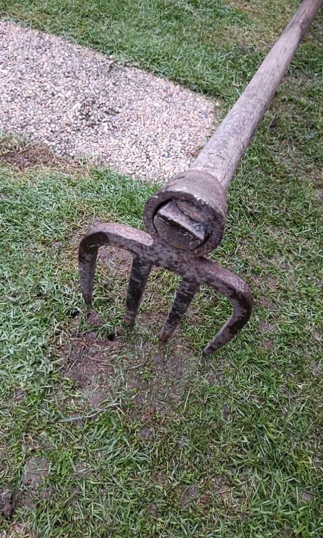 Antique Iron Fork Head Digger with 5 feet long heavy solid wood handle ...