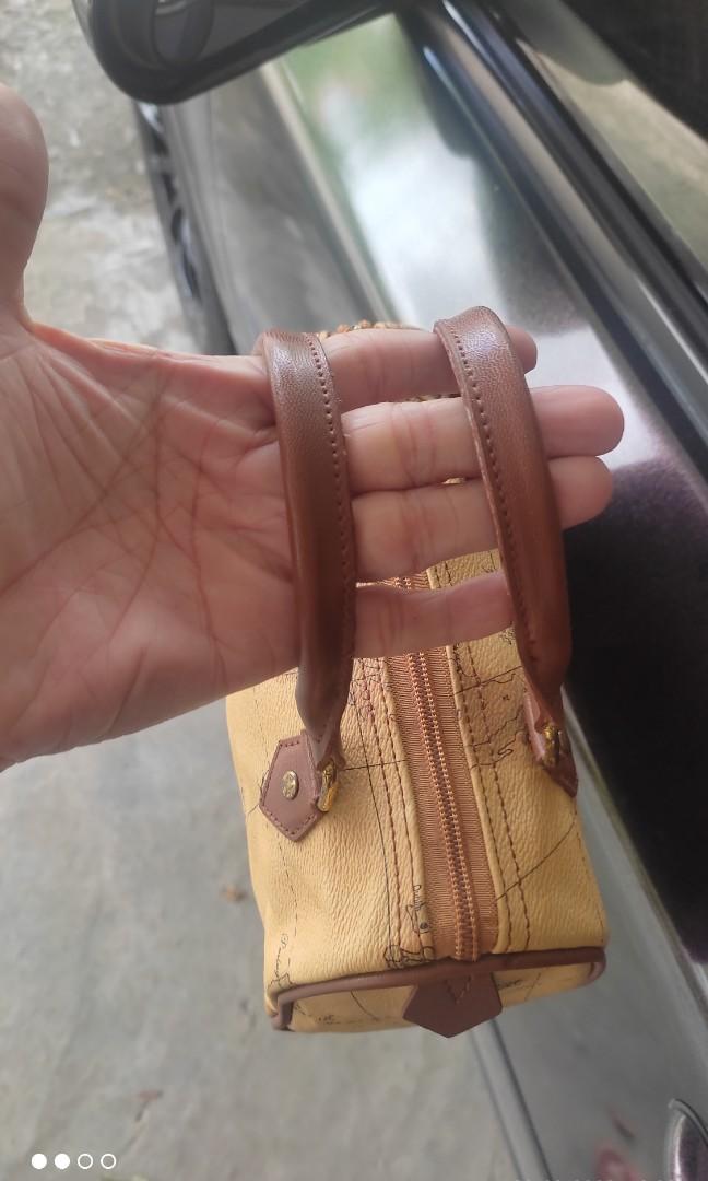 Beg peta comel, Women's Fashion, Bags & Wallets, Tote Bags on Carousell