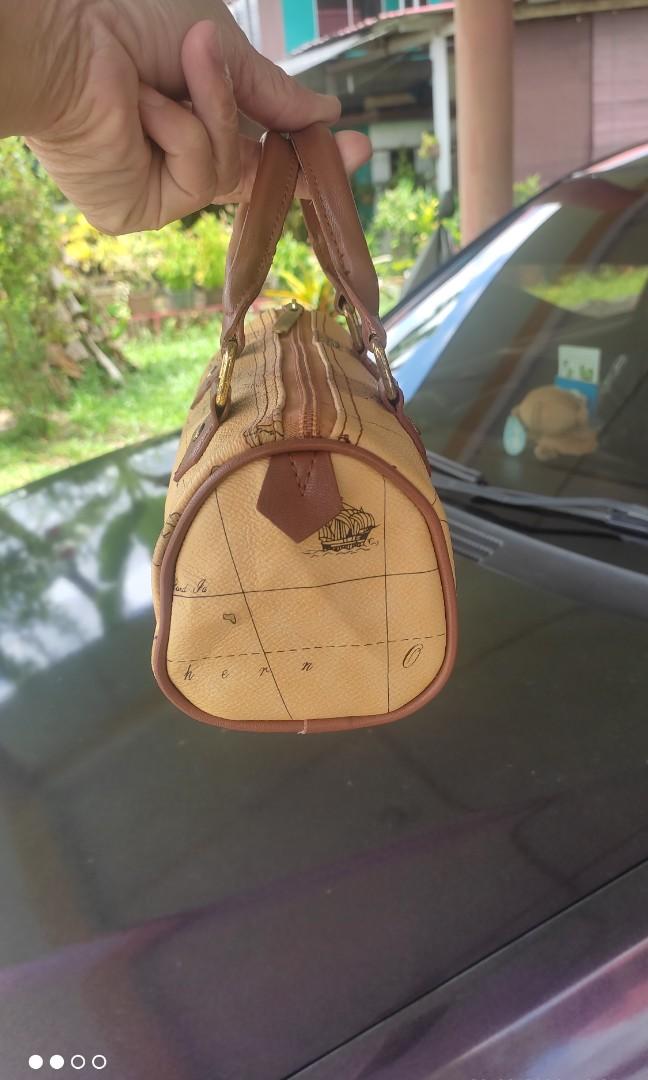 Beg peta comel, Women's Fashion, Bags & Wallets, Tote Bags on Carousell