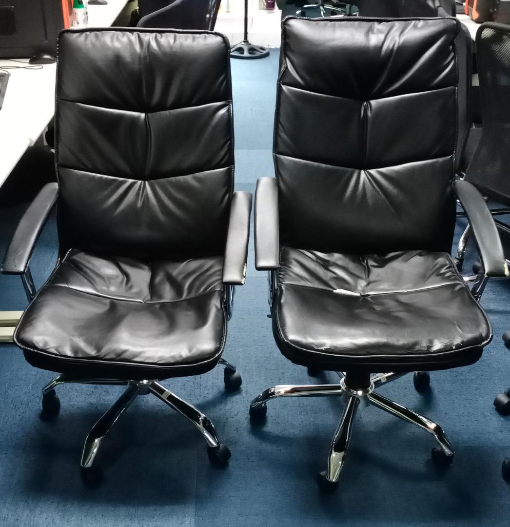 Company Pull out - Office Table, Chairs, Basic TV, Shoe Rack/Cabinet ...