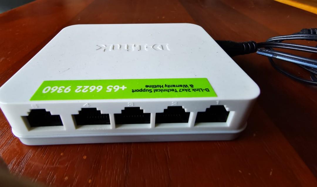 D-Link 5-Port Gigabit Unmanaged Desktop Switch DGS-1005A, Computers ...