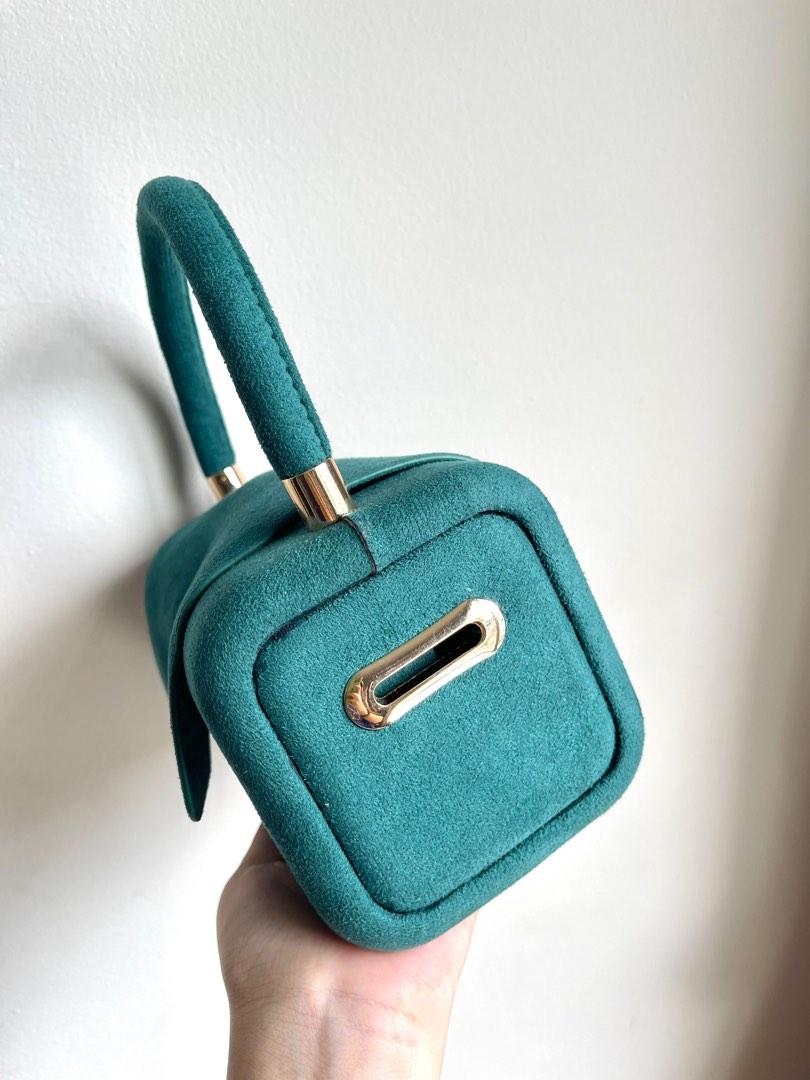 Handy Classy Vintage Cute Green Bag, Women's Fashion, Bags & Wallets ...