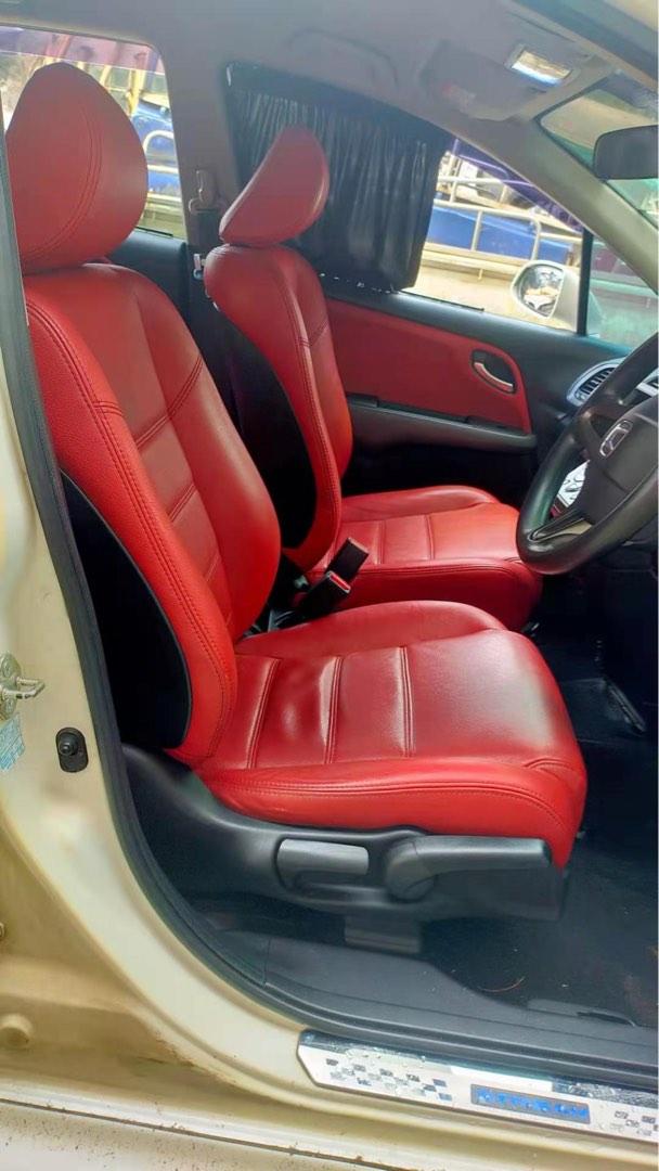 Honda stream- nice seats and spoiler, Car Accessories, Accessories on ...