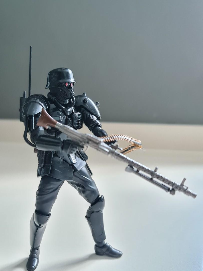 Jin Roh Medicom 12", 100% Kubrick & 5" Kaiyodo, Hobbies & Toys, Toys ...