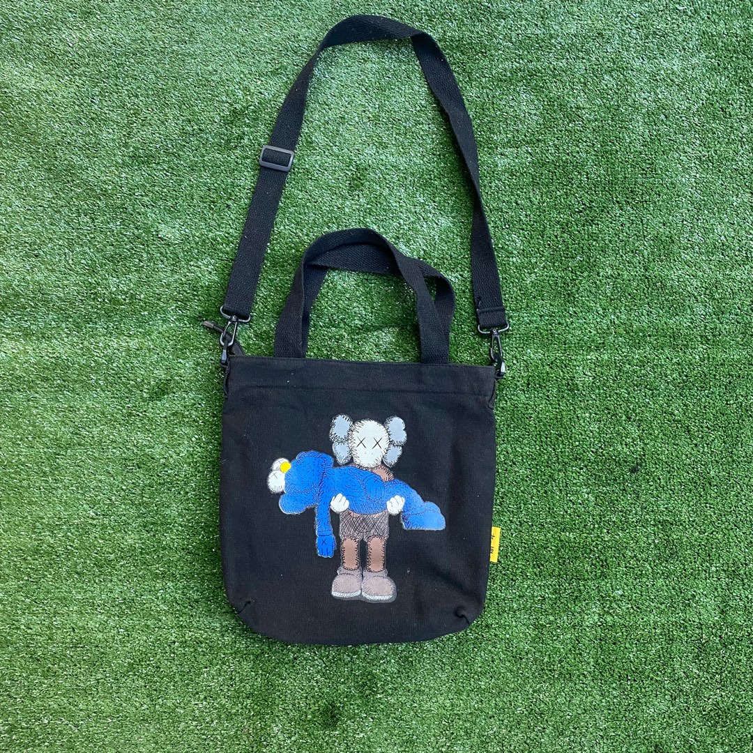 Kaws Tote Bag, Women's Fashion, Bags & Wallets, Tote Bags on Carousell