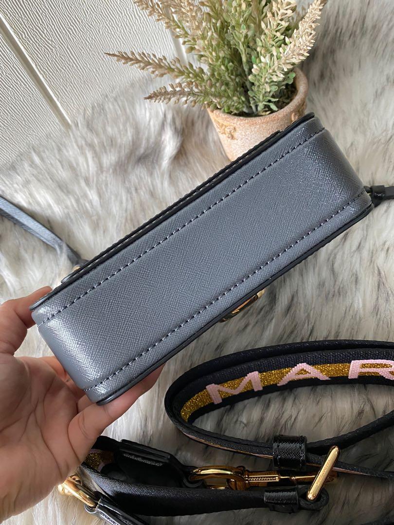 marc jacob snapshot, Luxury, Bags & Wallets on Carousell
