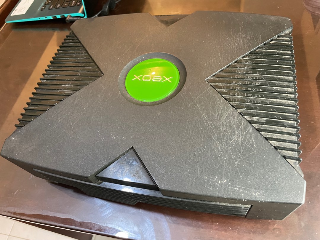 Microsoft Xbox original black console, Video Gaming, Video Game ...