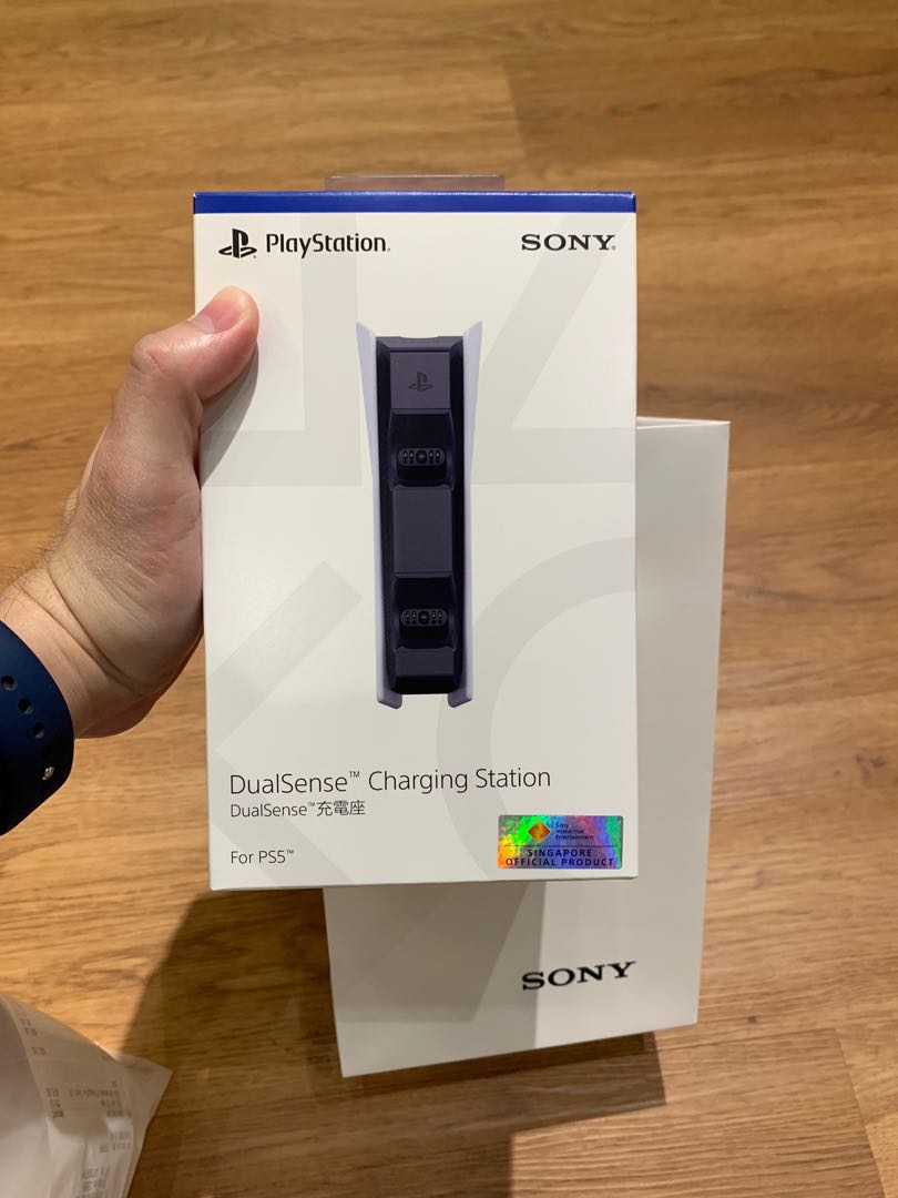 [Reserved] Sony PS5 Dual Sense Charging Station, Video Gaming, Video ...
