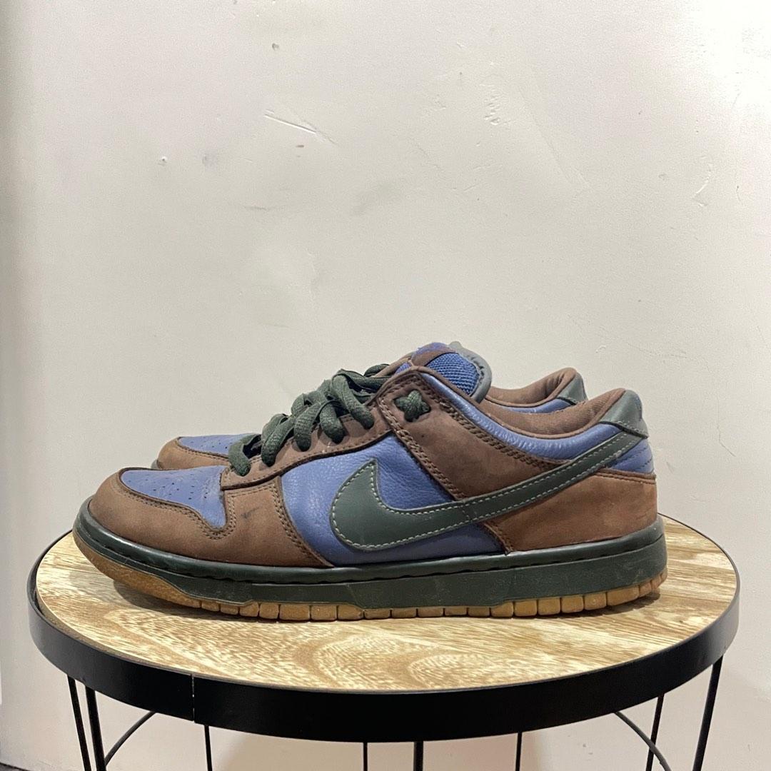 Nike Sb Dunk Low Barf 2003, Fesyen Pria, Sepatu , Sneakers di Carousell